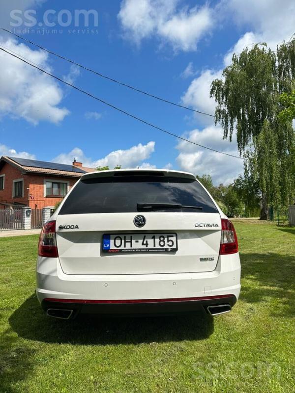 Balts Skoda Octavia 2015 Jelgava, ar dzinēja tilpumu 2.00 L un nobraukumu 269 tūkst. km par 10500 €, foto 5 vietnē AUTOMOTO.COM.LV
