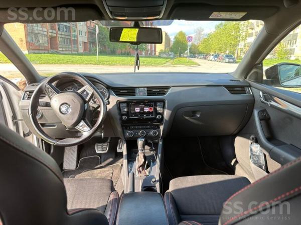 Balts Skoda Octavia 2015 Jelgava, ar dzinēja tilpumu 2.00 L un nobraukumu 269 tūkst. km par 10500 €, foto 8 vietnē AUTOMOTO.COM.LV
