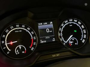 White Skoda Octavia 2015 in Marijampole, with an engine capacity of 1.97 L and mileage of 298 thousand km for 9450 €, photo 4 on AUTOMOTO.COM.LV