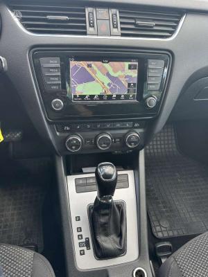 Balts Skoda Octavia 2015 Kauņa, ar dzinēja tilpumu 1.60 L un nobraukumu 279 tūkst. km par 6200 €, foto 11 vietnē AUTOMOTO.COM.LV
