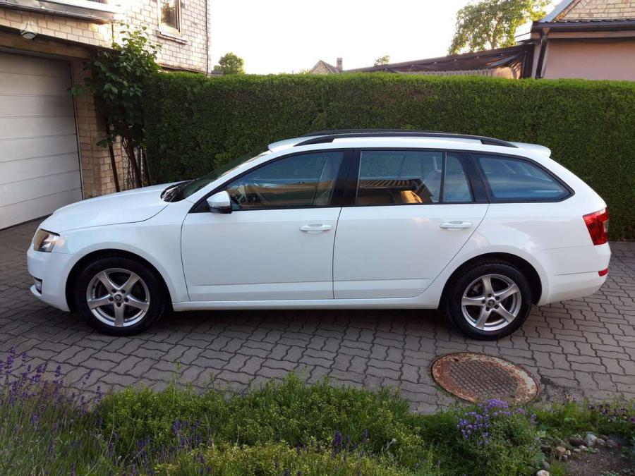 Balts Skoda Octavia 2015 Šauļi, ar dzinēja tilpumu 1.97 L un nobraukumu 194 tūkst. km par 7900 €, foto 5 vietnē AUTOMOTO.COM.LV