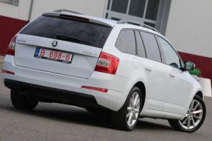 White Skoda Octavia 2015 in Riga, with an engine capacity of 1.40 L and mileage of 261 thousand km for 5790 €, photo 3 on AUTOMOTO.COM.LV