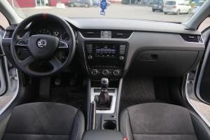 White Skoda Octavia 2015 in Riga, with an engine capacity of 1.40 L and mileage of 261 thousand km for 5790 €, photo 10 on AUTOMOTO.COM.LV