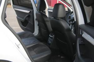 White Skoda Octavia 2015 in Riga, with an engine capacity of 1.40 L and mileage of 261 thousand km for 5790 €, photo 17 on AUTOMOTO.COM.LV