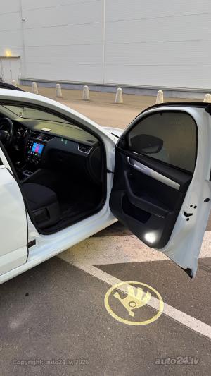 Balts Skoda Octavia 2015 Tallina, ar dzinēja tilpumu 1.40 L un nobraukumu 193 tūkst. km par 8500 €, foto 15 vietnē AUTOMOTO.COM.LV