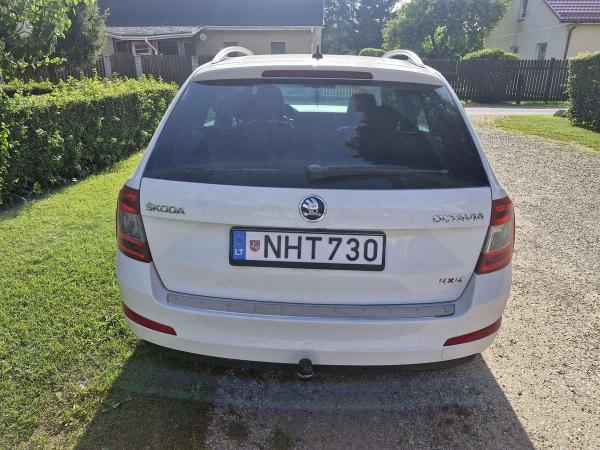 White Skoda Octavia 2015 in Panevezys, with an engine capacity of 1.97 L and mileage of 332 thousand km for 7500 €, photo 2 on AUTOMOTO.COM.LV