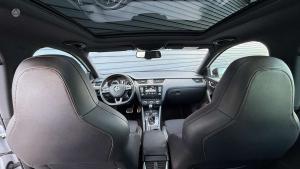 White Skoda Octavia 2015 in Alytus, with an engine capacity of 1.97 L and mileage of 330 thousand km for 7950 €, photo 20 on AUTOMOTO.COM.LV