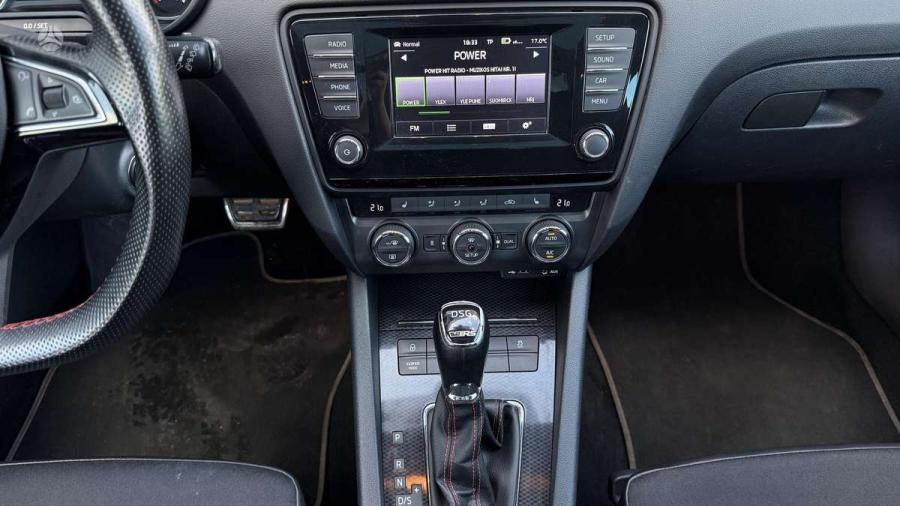 White Skoda Octavia 2015 in Alytus, with an engine capacity of 1.97 L and mileage of 330 thousand km for 7950 €, photo 26 on AUTOMOTO.COM.LV