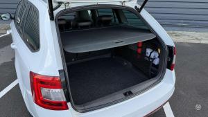 White Skoda Octavia 2015 in Alytus, with an engine capacity of 1.97 L and mileage of 330 thousand km for 7950 €, photo 32 on AUTOMOTO.COM.LV