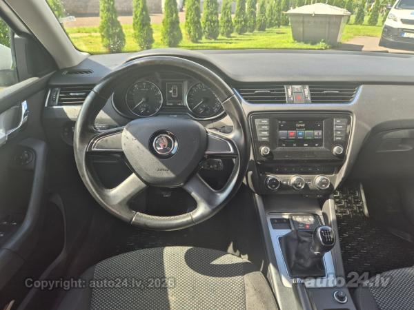 White Skoda Octavia 2015 in Parnu, with an engine capacity of 1.20 L and mileage of 241 thousand km for 6500 €, photo 10 on AUTOMOTO.COM.LV
