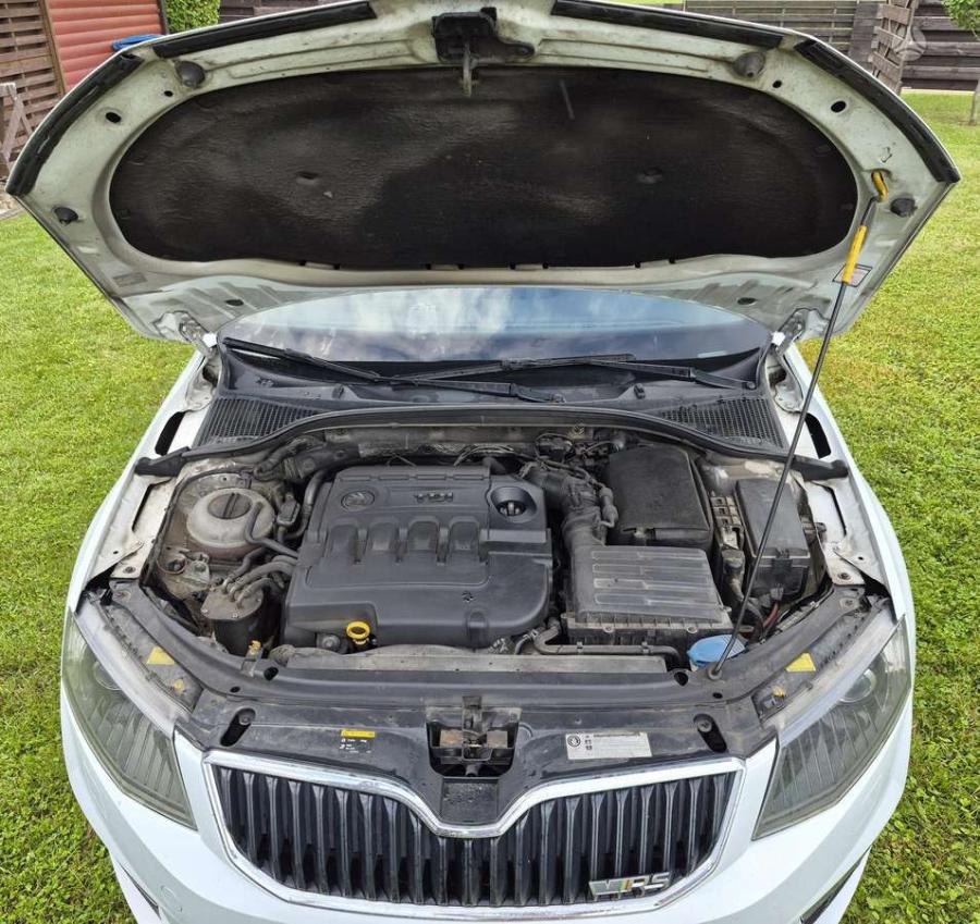 Balts Skoda Octavia 2015 Jonava, ar dzinēja tilpumu 1.97 L un nobraukumu 331 tūkst. km par 6000 €, foto 5 vietnē AUTOMOTO.COM.LV