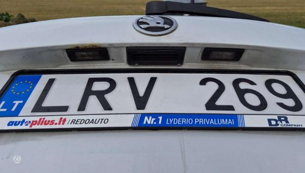 Balts Skoda Octavia 2015 Jonava, ar dzinēja tilpumu 1.97 L un nobraukumu 331 tūkst. km par 6000 €, foto 10 vietnē AUTOMOTO.COM.LV