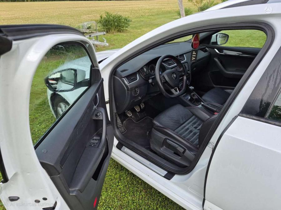 Balts Skoda Octavia 2015 Jonava, ar dzinēja tilpumu 1.97 L un nobraukumu 331 tūkst. km par 6000 €, foto 23 vietnē AUTOMOTO.COM.LV