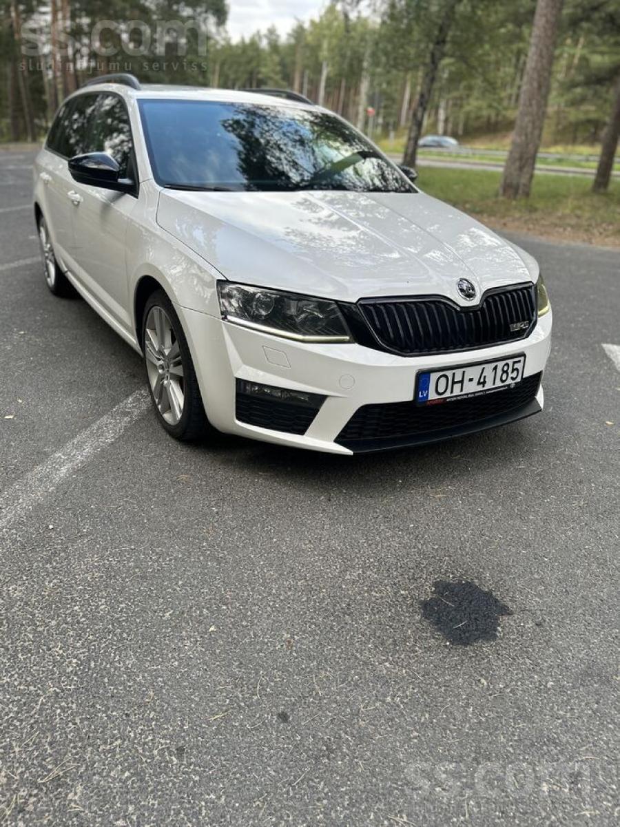 White Skoda Octavia 2015 in Riga, with an engine capacity of 2.00 L and mileage of 275 thousand km for 10150 €, photo 3 on AUTOMOTO.COM.LV
