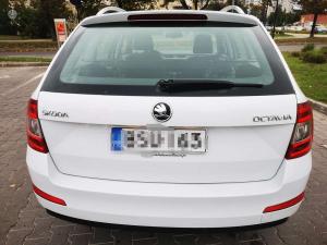 White Skoda Octavia 2015 in Vilnius, with an engine capacity of 1.60 L and mileage of 239 thousand km for 6650 €, photo 6 on AUTOMOTO.COM.LV