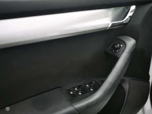 White Skoda Octavia 2015 in Vilnius, with an engine capacity of 1.60 L and mileage of 239 thousand km for 6650 €, photo 14 on AUTOMOTO.COM.LV