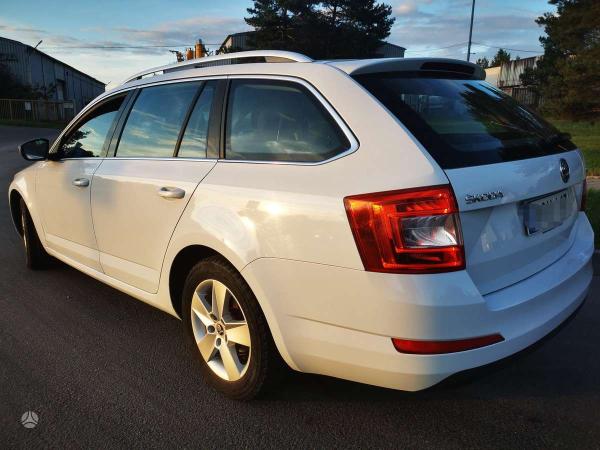 Balts Skoda Octavia 2015 Viļņa, ar dzinēja tilpumu 1.60 L un nobraukumu 246 tūkst. km par 6633 €, foto 6 vietnē AUTOMOTO.COM.LV