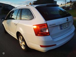 White Skoda Octavia 2015 in Vilnius, with an engine capacity of 1.60 L and mileage of 246 thousand km for 6633 €, photo 10 on AUTOMOTO.COM.LV