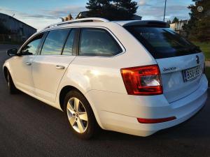 White Skoda Octavia 2015 in Vilnius, with an engine capacity of 1.60 L and mileage of 246 thousand km for 6633 €, photo 11 on AUTOMOTO.COM.LV