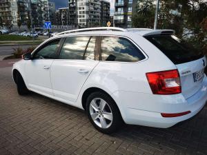 White Skoda Octavia 2015 in Vilnius, with an engine capacity of 1.60 L and mileage of 246 thousand km for 6633 €, photo 20 on AUTOMOTO.COM.LV