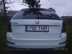 White Skoda Octavia 2015 in Torva, with an engine capacity of 2.00 L and mileage of 390 thousand km for 7500 €, photo 7 on AUTOMOTO.COM.LV