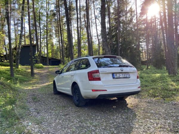 White Skoda Octavia 2016 in Riga, with an engine capacity of 1.20 L and mileage of 190 thousand km for 5400 €, photo 5 on AUTOMOTO.COM.LV