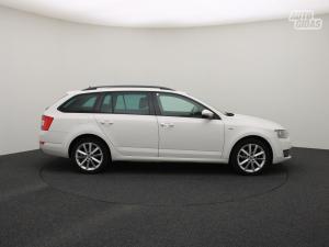 White Skoda Octavia 2016 in Vilnius, with an engine capacity of 1.40 L and mileage of 235 thousand km for 7999 €, photo 9 on AUTOMOTO.COM.LV