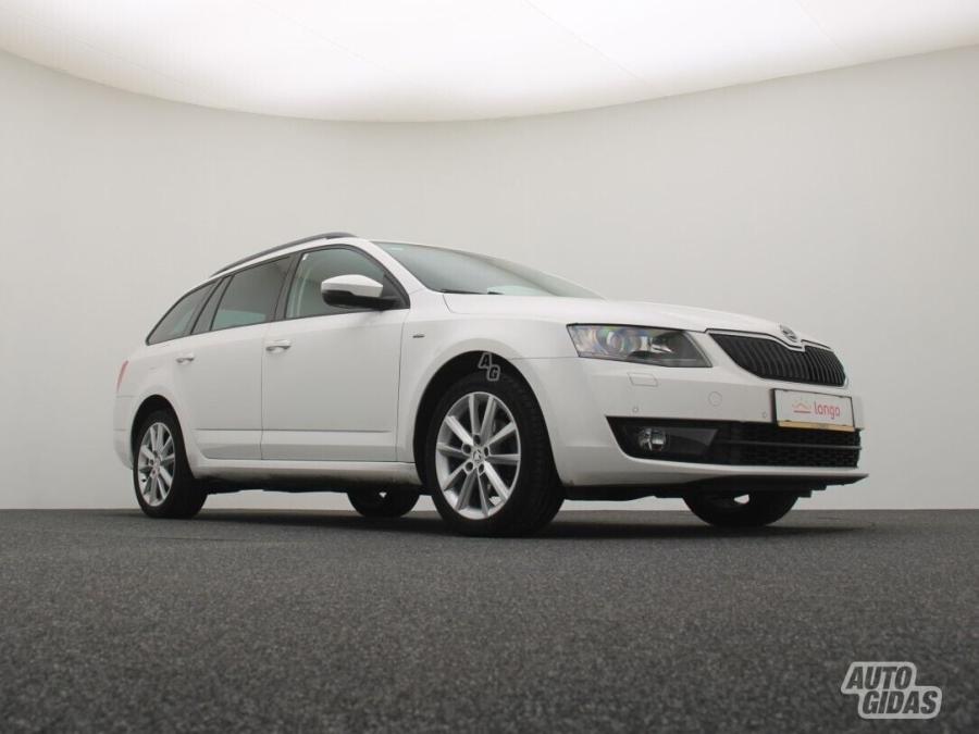 White Skoda Octavia 2016 in Vilnius, with an engine capacity of 1.40 L and mileage of 235 thousand km for 7999 €, photo 11 on AUTOMOTO.COM.LV