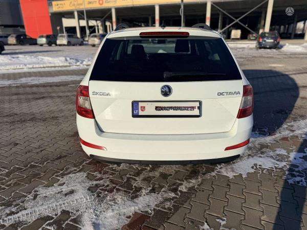 White Skoda Octavia 2016 in Vilnius, with an engine capacity of 1.97 L and mileage of 255 thousand km for 7150 €, photo 7 on AUTOMOTO.COM.LV