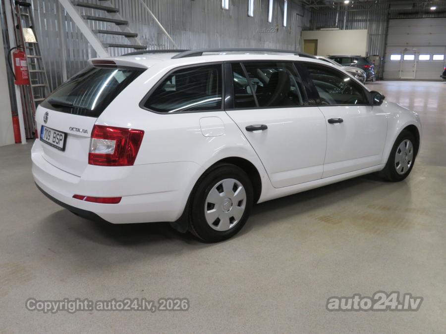 Balts Skoda Octavia 2016 Tallina, ar dzinēja tilpumu 1.00 L un nobraukumu 166 tūkst. km par 5500 €, foto 3 vietnē AUTOMOTO.COM.LV