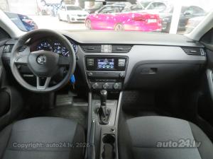 Balts Skoda Octavia 2016 Tallina, ar dzinēja tilpumu 1.00 L un nobraukumu 268 tūkst. km par 5100 €, foto 4 vietnē AUTOMOTO.COM.LV