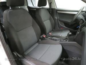 Balts Skoda Octavia 2016 Tallina, ar dzinēja tilpumu 1.00 L un nobraukumu 268 tūkst. km par 5100 €, foto 5 vietnē AUTOMOTO.COM.LV