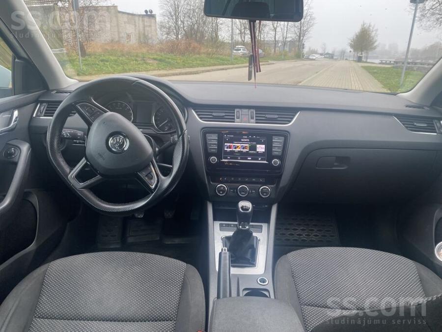 Balts Skoda Octavia 2016 Rīga, ar dzinēja tilpumu 2.00 L un nobraukumu 260 tūkst. km par 7500 €, foto 12 vietnē AUTOMOTO.COM.LV