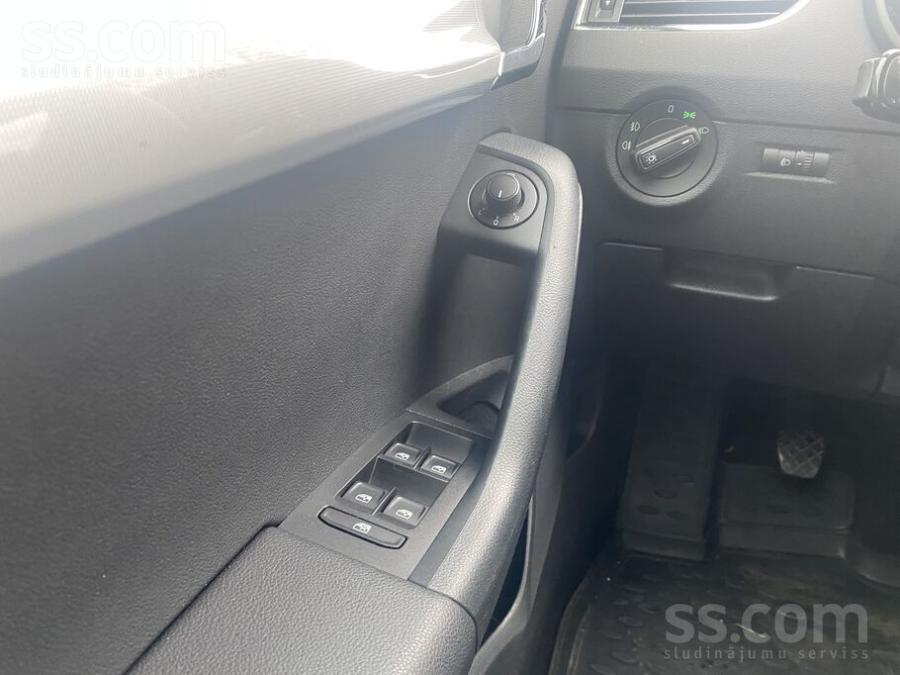 Balts Skoda Octavia 2016 Rīga, ar dzinēja tilpumu 2.00 L un nobraukumu 260 tūkst. km par 7500 €, foto 15 vietnē AUTOMOTO.COM.LV