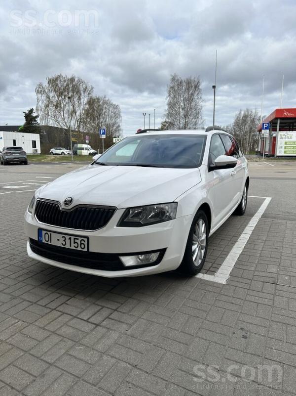 White Skoda Octavia 2016 in Riga, with an engine capacity of 1.60 L and mileage of 316 thousand km for 5500 €, photo 1 on AUTOMOTO.COM.LV