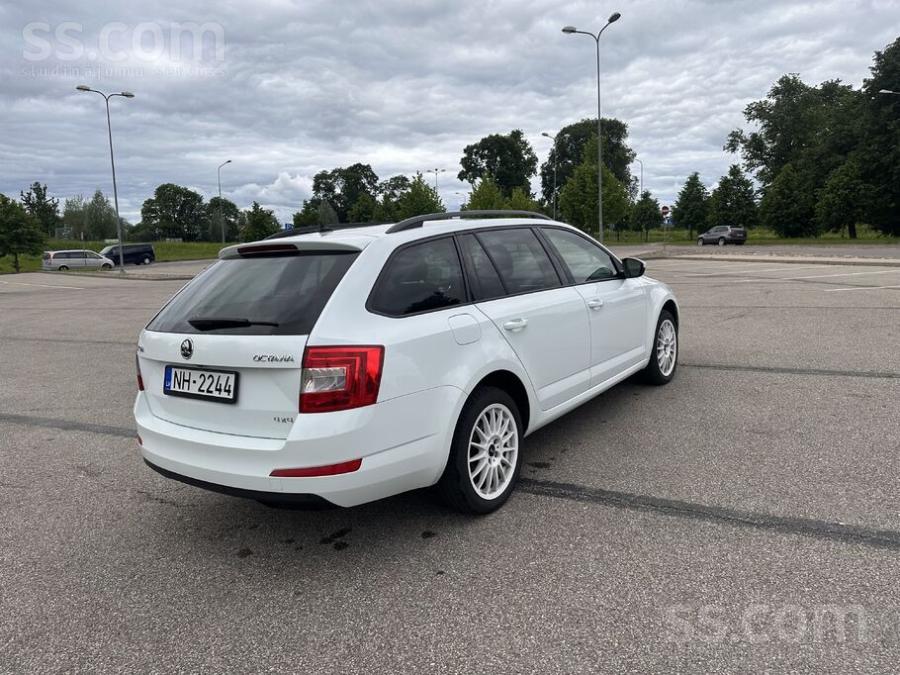 Balts Skoda Octavia 2016 Daugavpils, ar dzinēja tilpumu 2.00 L un nobraukumu 0 tūkst. km par 7100 €, foto 4 vietnē AUTOMOTO.COM.LV