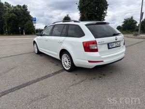 Balts Skoda Octavia 2016 Daugavpils, ar dzinēja tilpumu 2.00 L un nobraukumu 0 tūkst. km par 7100 €, foto 5 vietnē AUTOMOTO.COM.LV