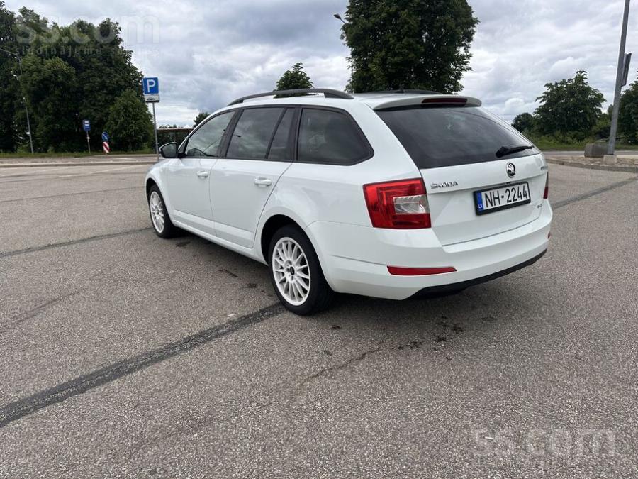 Balts Skoda Octavia 2016 Daugavpils, ar dzinēja tilpumu 2.00 L un nobraukumu 0 tūkst. km par 7100 €, foto 5 vietnē AUTOMOTO.COM.LV