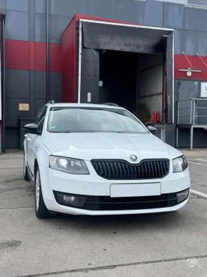 White Skoda Octavia 2016 in Klaipeda, with an engine capacity of 1.97 L and mileage of 285 thousand km for 9200 €, photo 4 on AUTOMOTO.COM.LV