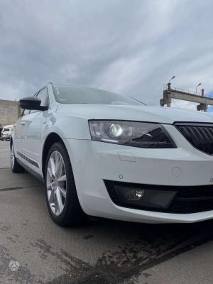 White Skoda Octavia 2016 in Klaipeda, with an engine capacity of 1.97 L and mileage of 285 thousand km for 9200 €, photo 6 on AUTOMOTO.COM.LV