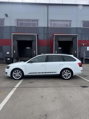 White Skoda Octavia 2016 in Klaipeda, with an engine capacity of 1.97 L and mileage of 285 thousand km for 9200 €, photo 15 on AUTOMOTO.COM.LV