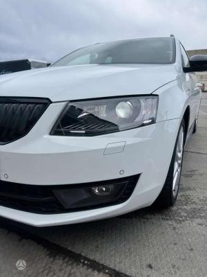 White Skoda Octavia 2016 in Klaipeda, with an engine capacity of 1.97 L and mileage of 285 thousand km for 9200 €, photo 17 on AUTOMOTO.COM.LV