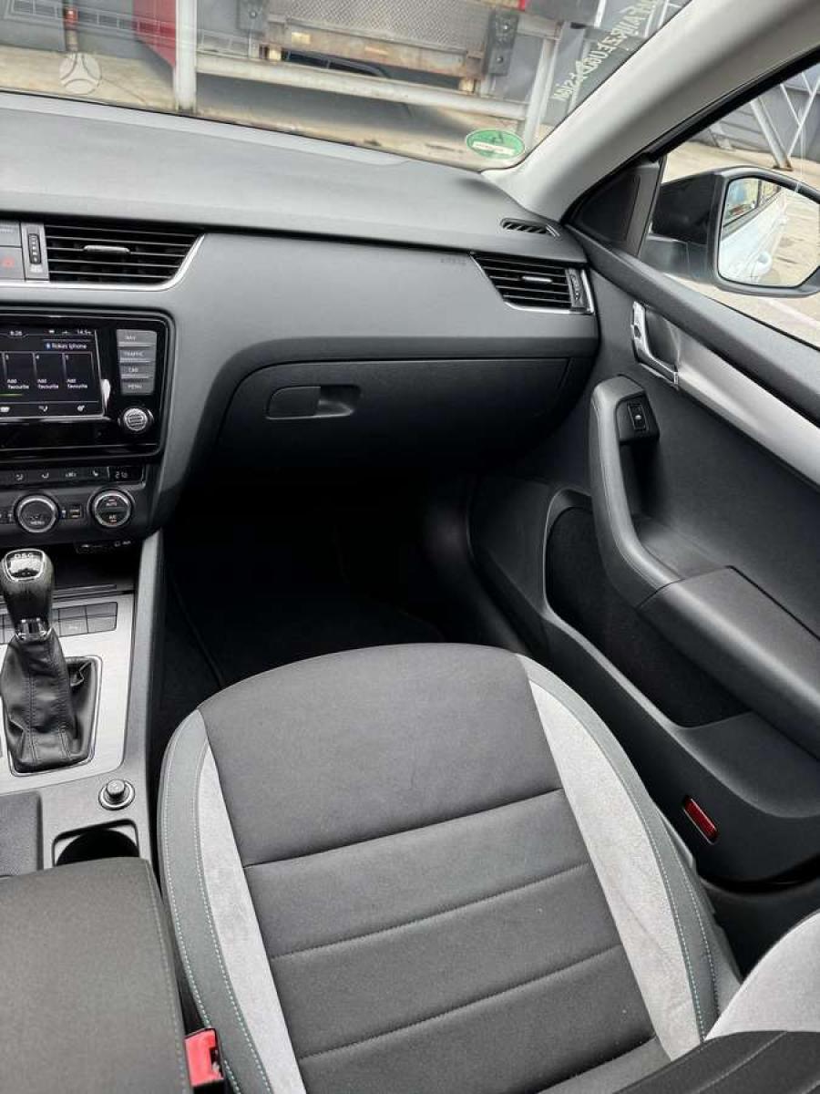 White Skoda Octavia 2016 in Klaipeda, with an engine capacity of 1.97 L and mileage of 285 thousand km for 9200 €, photo 23 on AUTOMOTO.COM.LV