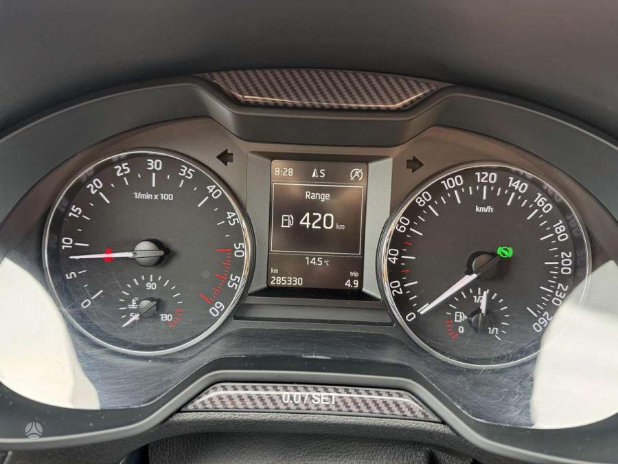 White Skoda Octavia 2016 in Klaipeda, with an engine capacity of 1.97 L and mileage of 285 thousand km for 9200 €, photo 28 on AUTOMOTO.COM.LV