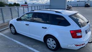 Balts Skoda Octavia 2016 Tallina, ar dzinēja tilpumu 1.00 L un nobraukumu 122 tūkst. km par 8800 €, foto 5 vietnē AUTOMOTO.COM.LV