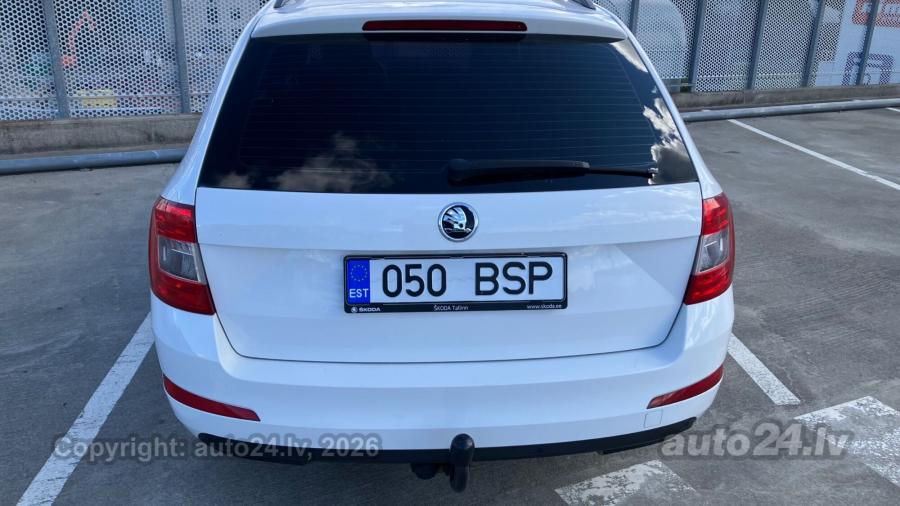 Balts Skoda Octavia 2016 Tallina, ar dzinēja tilpumu 1.00 L un nobraukumu 122 tūkst. km par 8800 €, foto 7 vietnē AUTOMOTO.COM.LV