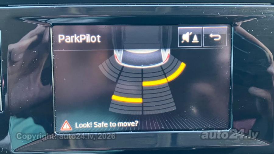 Balts Skoda Octavia 2016 Tallina, ar dzinēja tilpumu 1.00 L un nobraukumu 122 tūkst. km par 8800 €, foto 11 vietnē AUTOMOTO.COM.LV