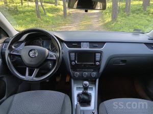 White Skoda Octavia 2016 in Riga, with an engine capacity of 1.20 L and mileage of 195 thousand km for 4700 €, photo 3 on AUTOMOTO.COM.LV
