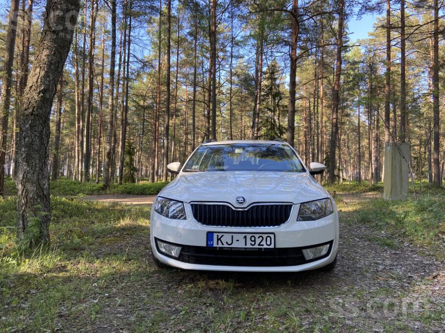 White Skoda Octavia 2016 in Riga, with an engine capacity of 1.20 L and mileage of 195 thousand km for 4700 €, photo 5 on AUTOMOTO.COM.LV