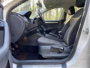 White Skoda Octavia 2016 in Riga, with an engine capacity of 1.20 L and mileage of 195 thousand km for 4700 €, photo 8 on AUTOMOTO.COM.LV